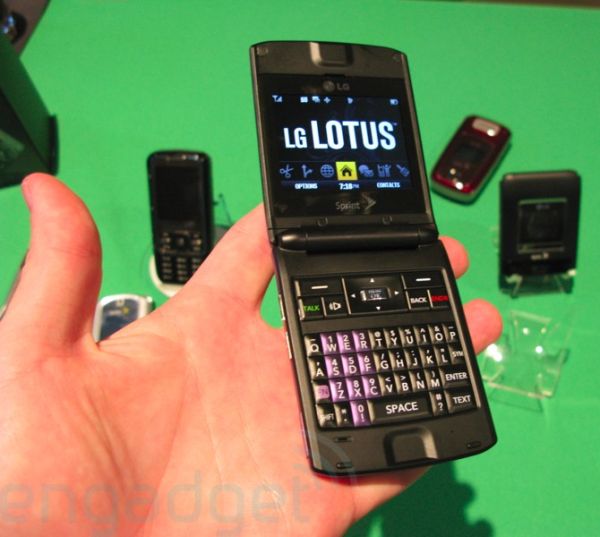 Fotókon az LG Lotus - Mobilarena Mobiltelefon hír