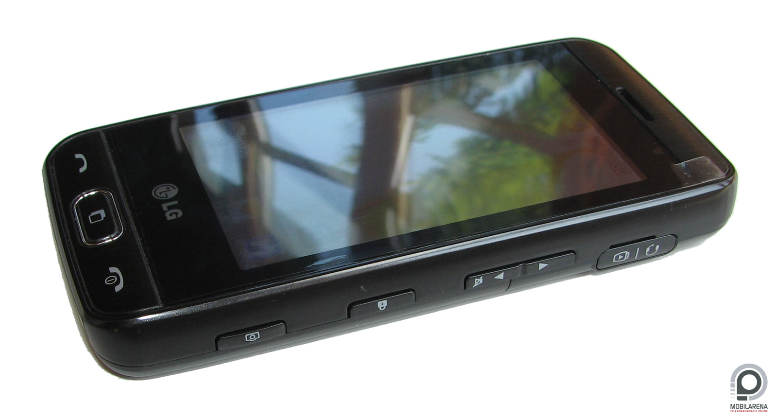 LG GT400 - mosolyog-e a süti? - Mobilarena Mobiltelefon teszt ...