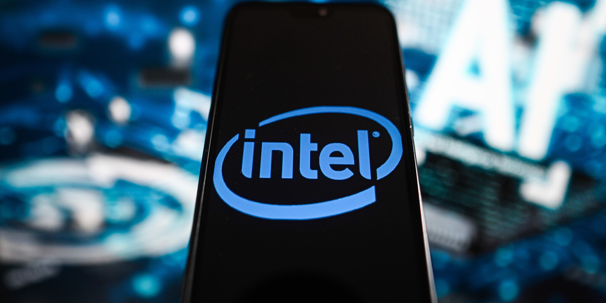 Kemény büntetést kapott az Intel az AMD 20 évvel korábbi elgáncsolásáért - PROHARDVER! Mérleg hír