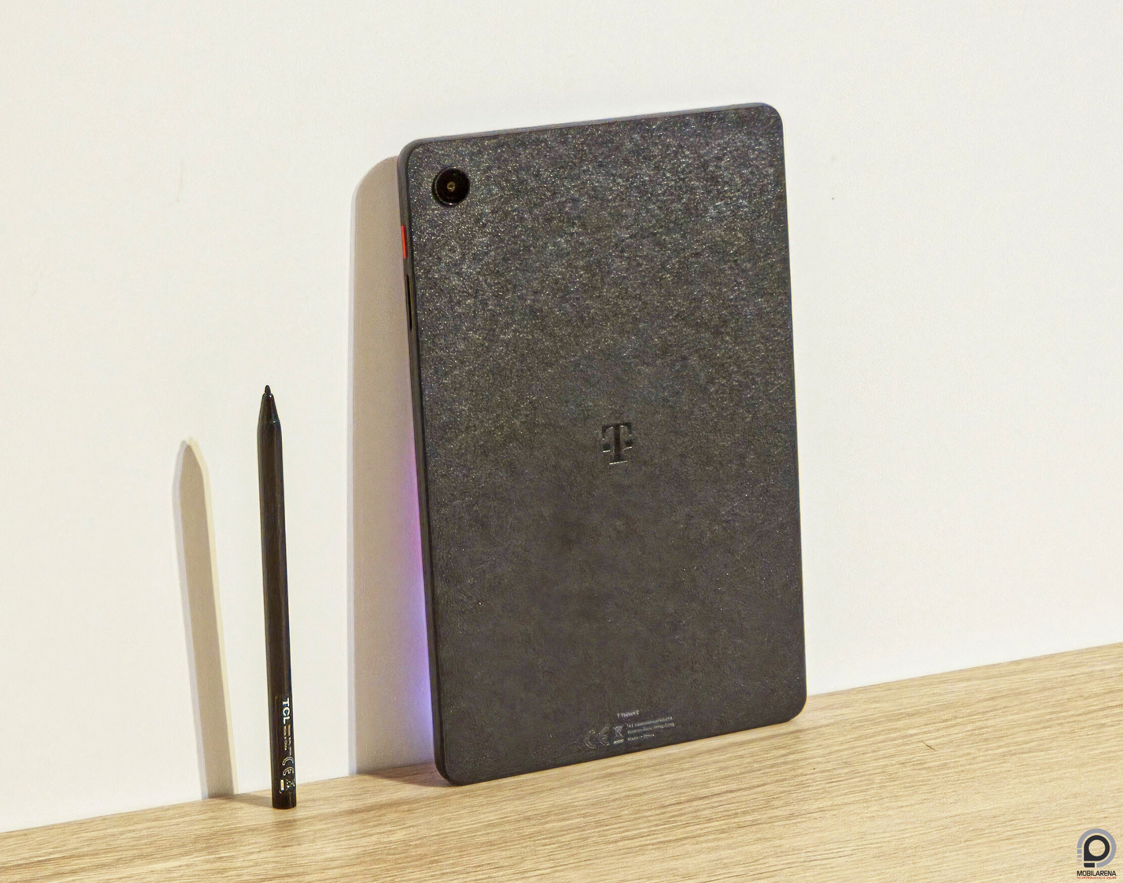 T Tablet 2 5G - megkopott magenta - Mobilarena Tablet teszt