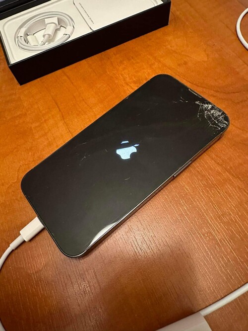 Hib s T r tt Iphone 13 Pro Elad Minden Tartoz k val HardverApr Hib s T r tt Iphone 13 Pro Elad Minden Tartoz k val HardverApr