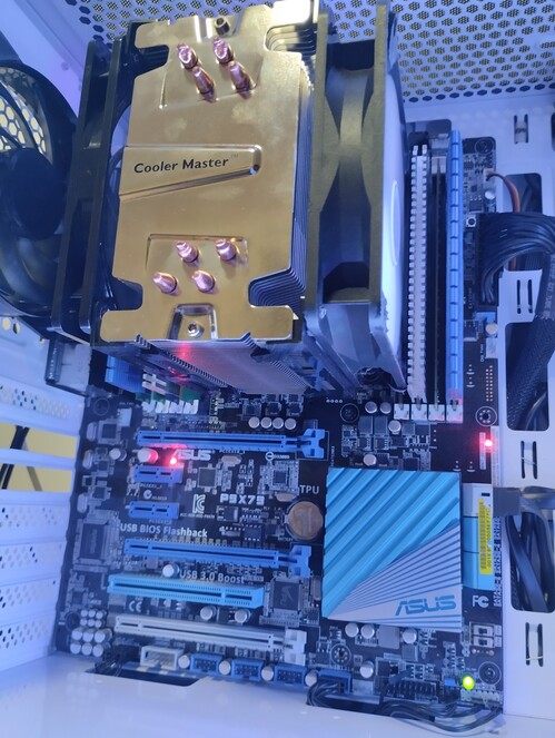 F lkonfig Asus P9X79 32GB RAM HardverApr f-lkonfig-asus-p9x79-32gb-ram-hardverapr