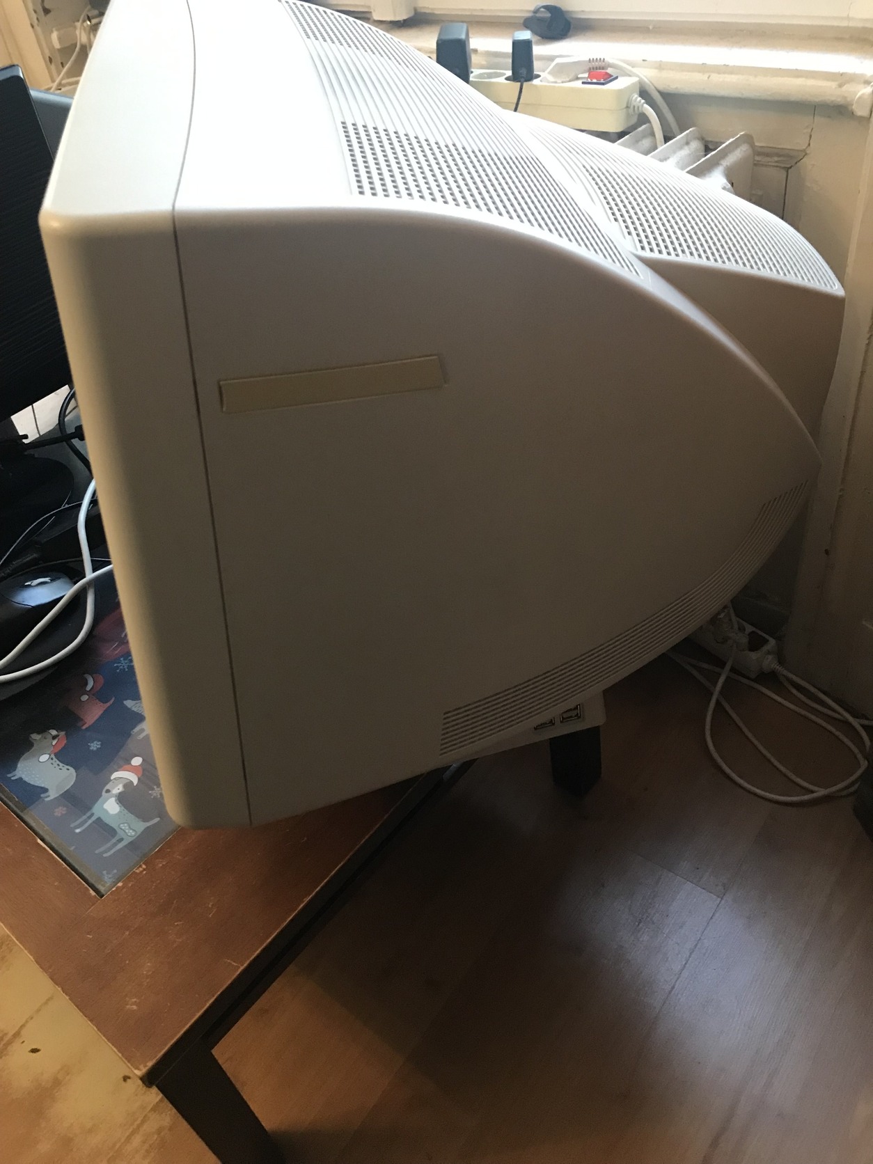 iiyama HM903DT / Vision Master Pro 454 - HardverApró