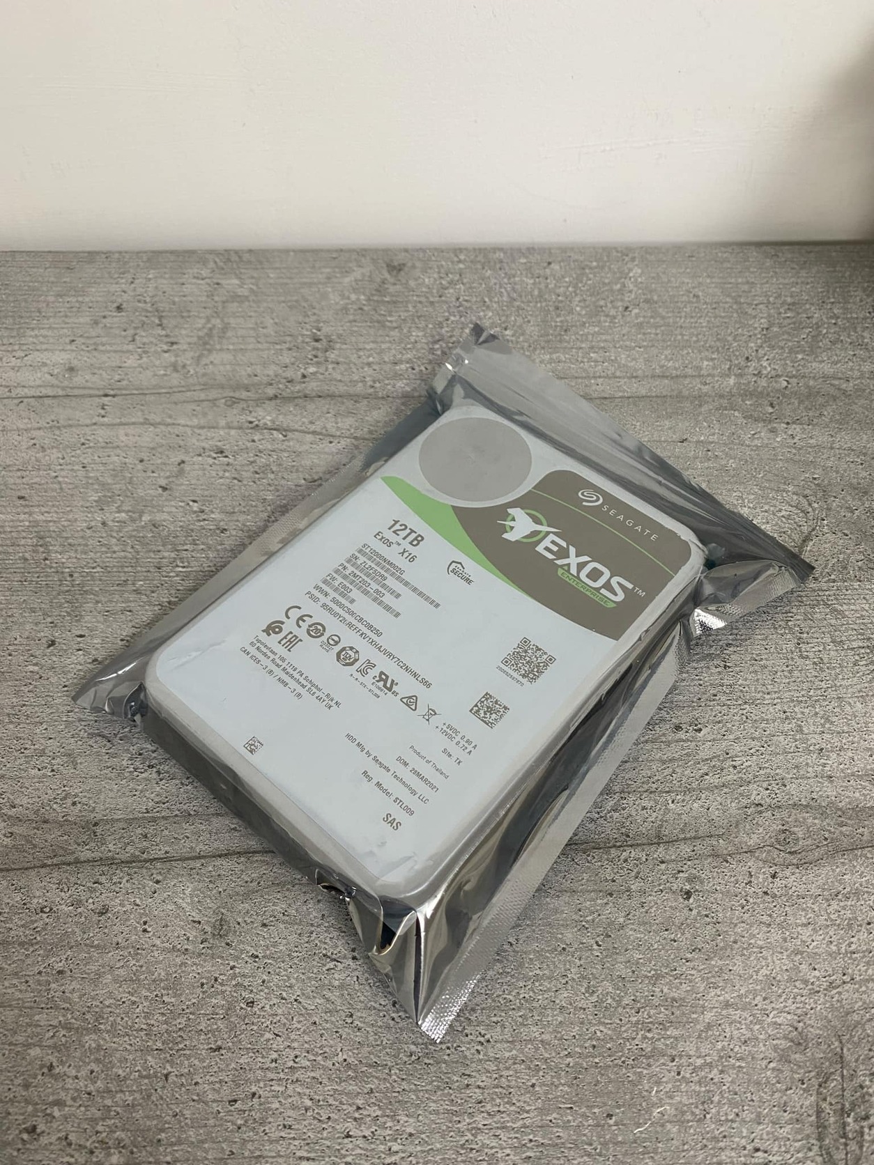 Seagate Exos Enterprise X16 3.5 12TB - HardverApró