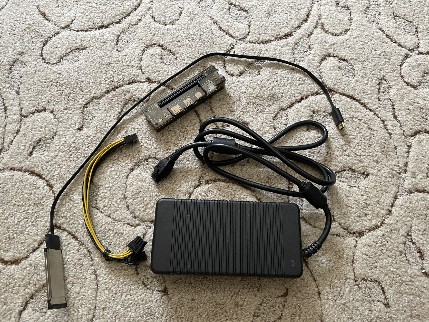 EXP GDC Beast V8.5c eGPU dokkoló - HardverApró