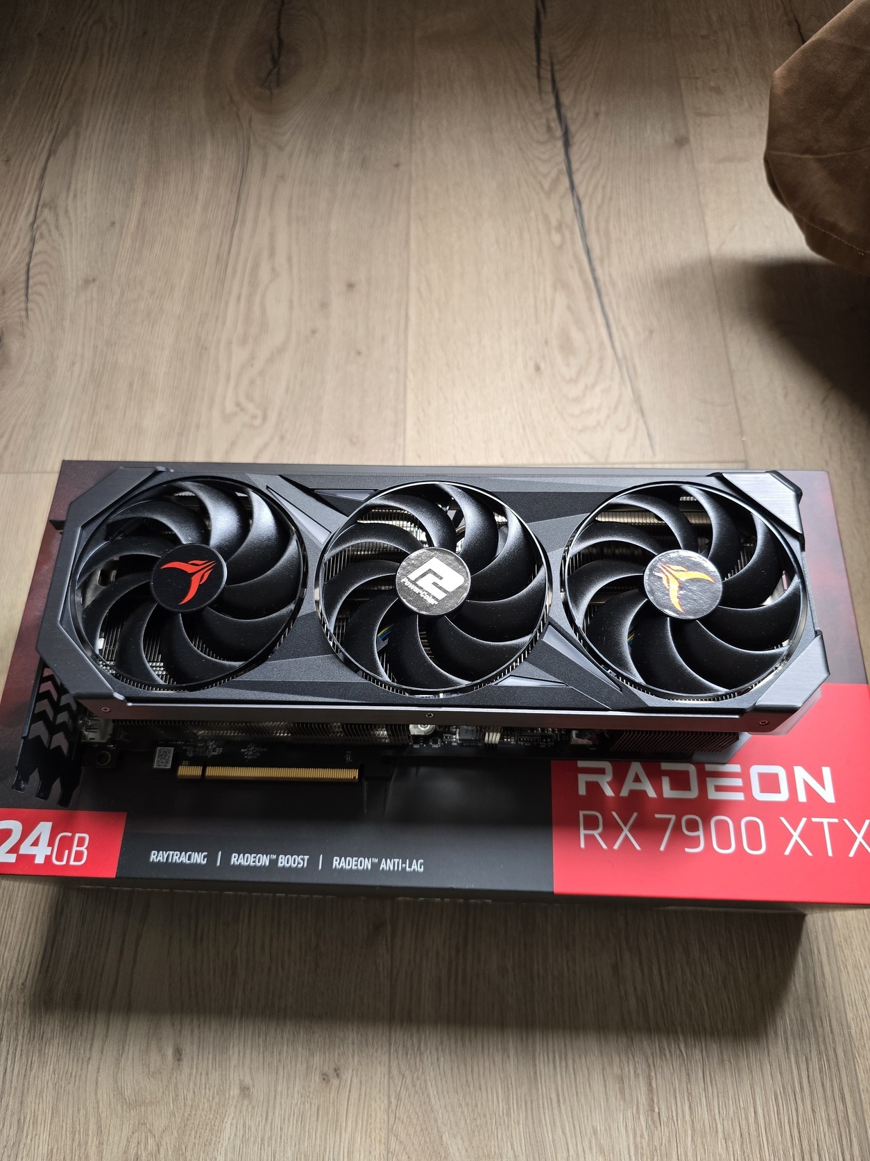 Powercolor Red Devil 7900 Xtx - HardverApró