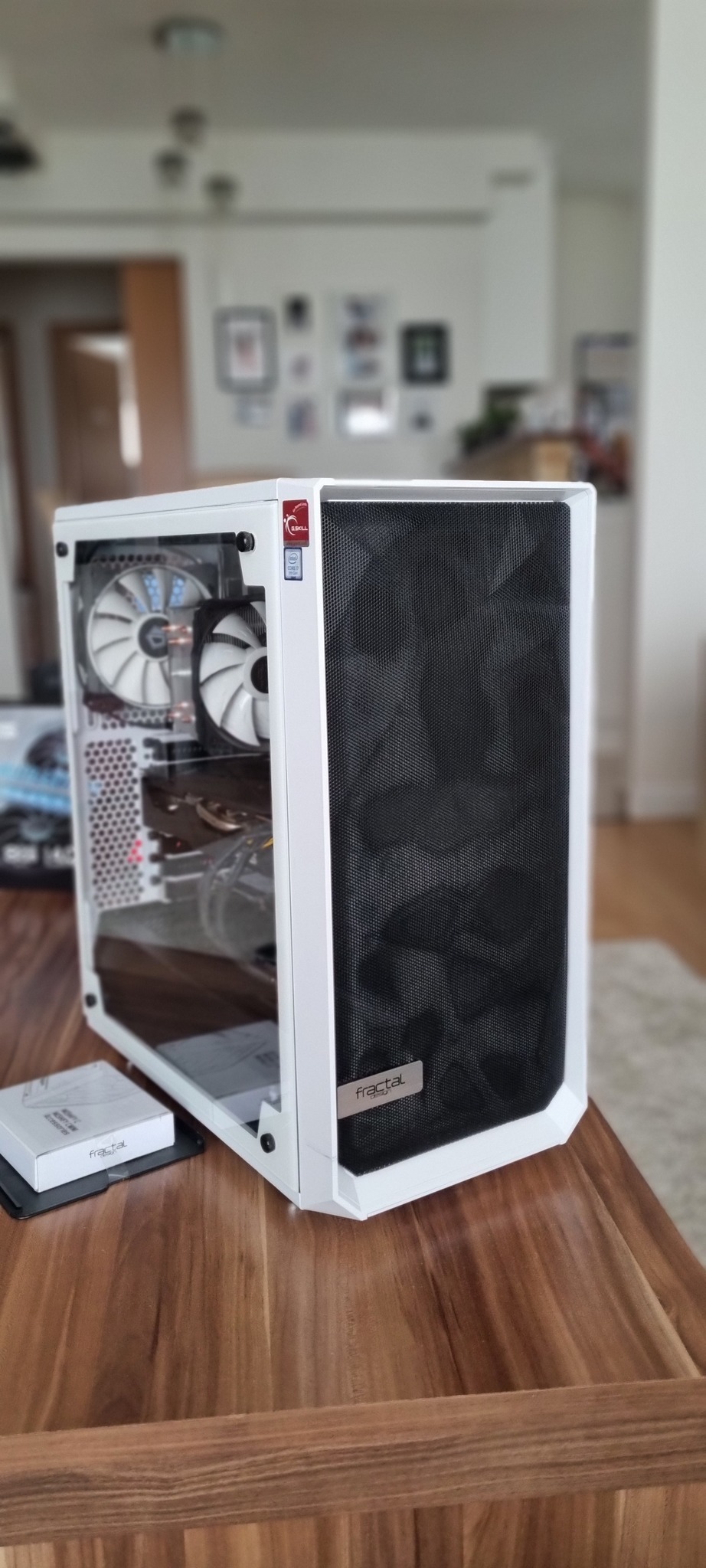 Fractal Meshify C White + Ventillátorok Alkuképes - HardverApró