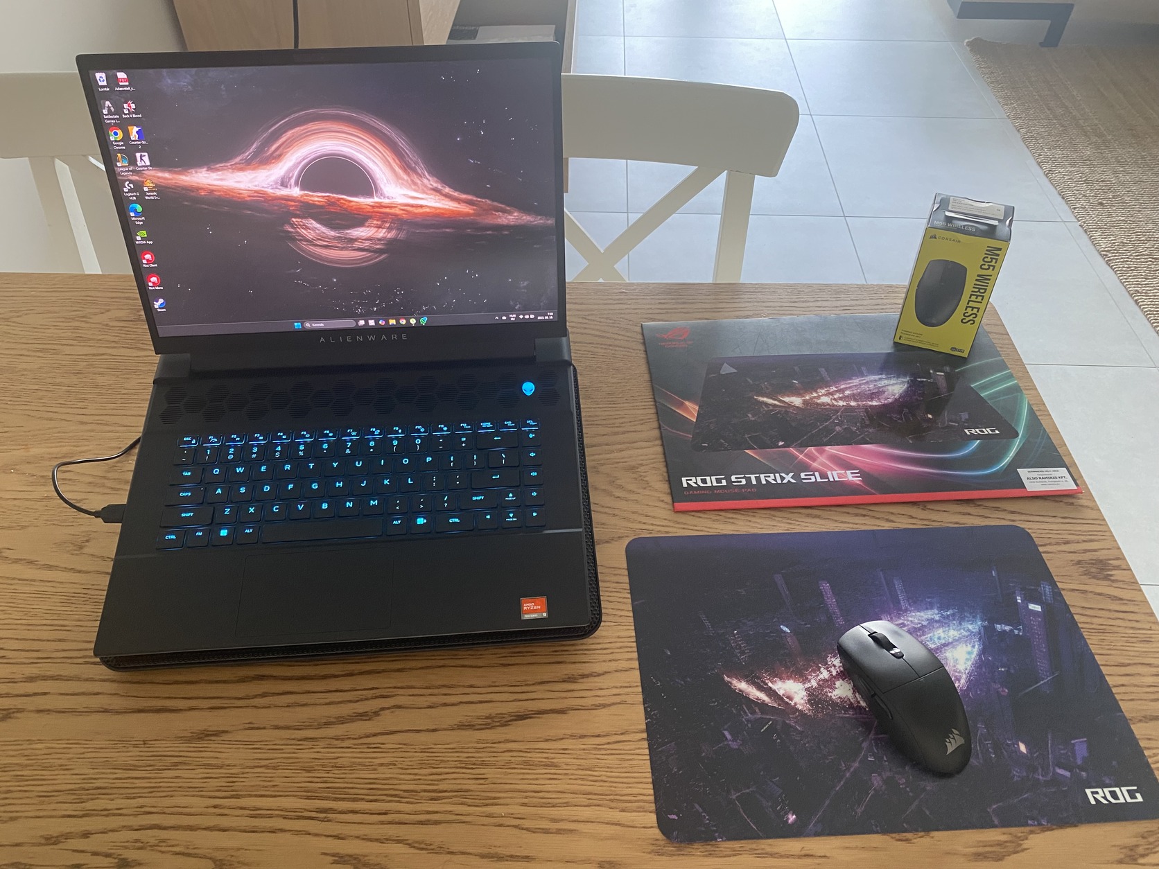 Alienware M16 R1 AMD Ryzen 9 7845HX RTX 4080 12GB 32GB QHD 240Hz 1TB ...