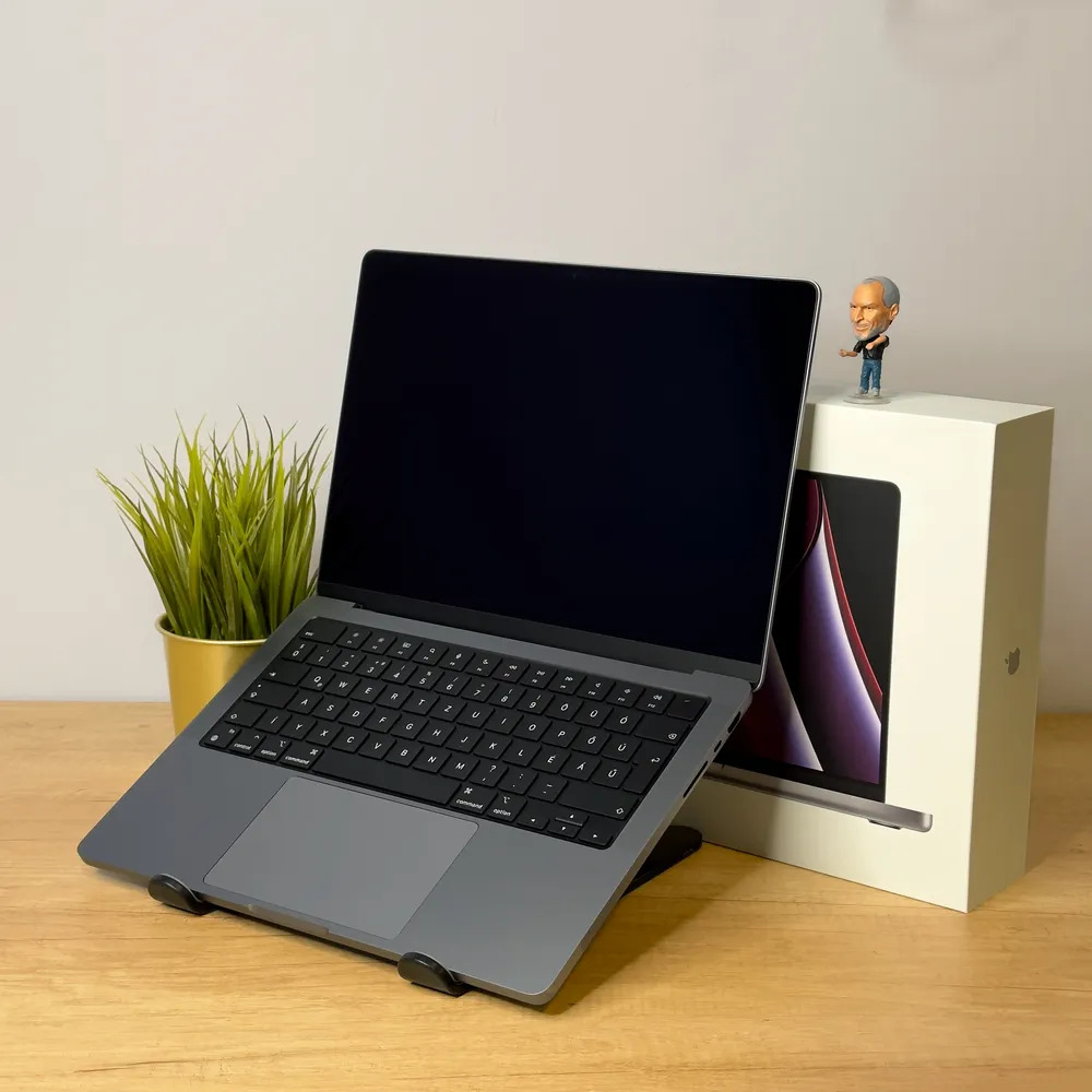 MacSzerez.com - 2023 MacBook Pro 14" Retina / M2 Max / 32GB RAM / 1TB ...