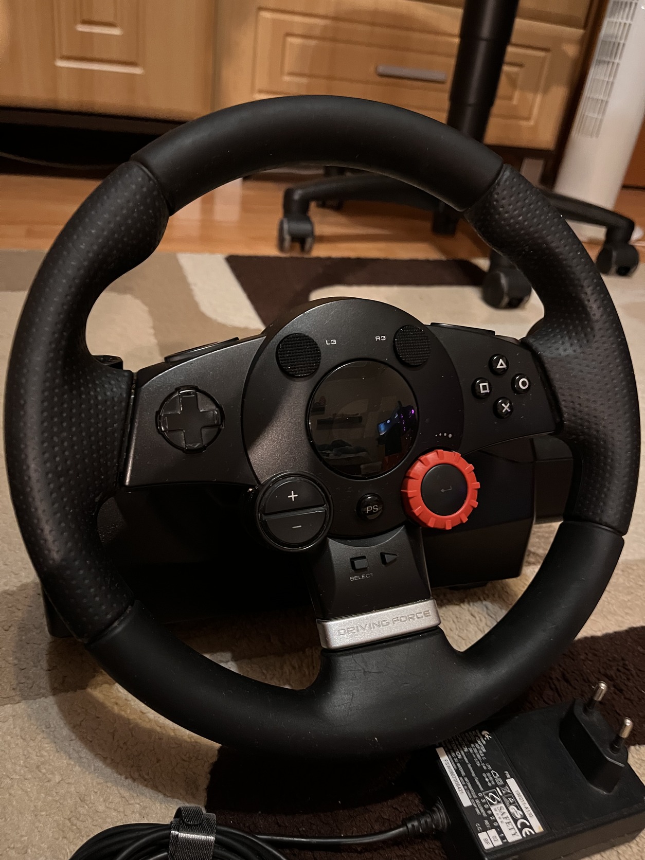 Eladó Logitech Driving Force GT kormány (DFGT) + G27 pedál (USB ...