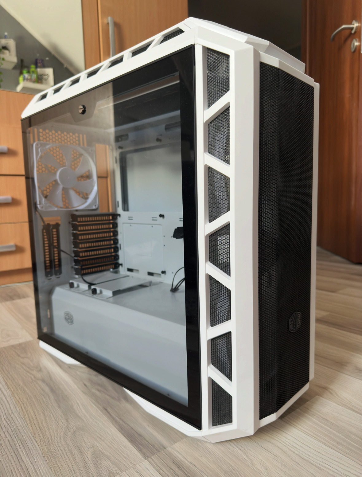 Eladó Cooler Master H500P White Mash Géphàz. - HardverApró