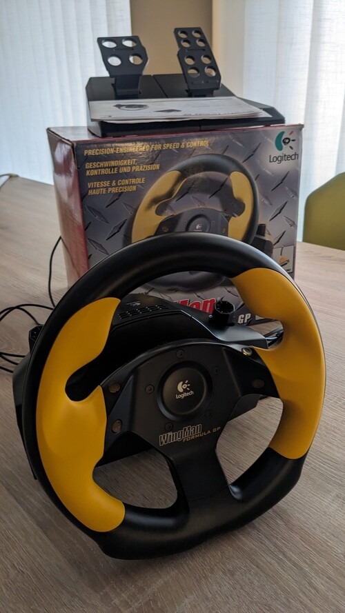 Logitech WingMan Formula GP kormány - HardverApró