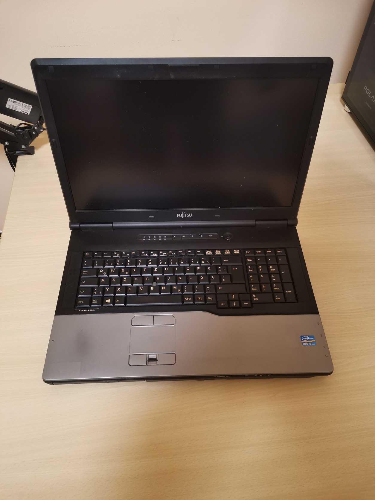 Fujitsu Celsius H920 - HardverApró