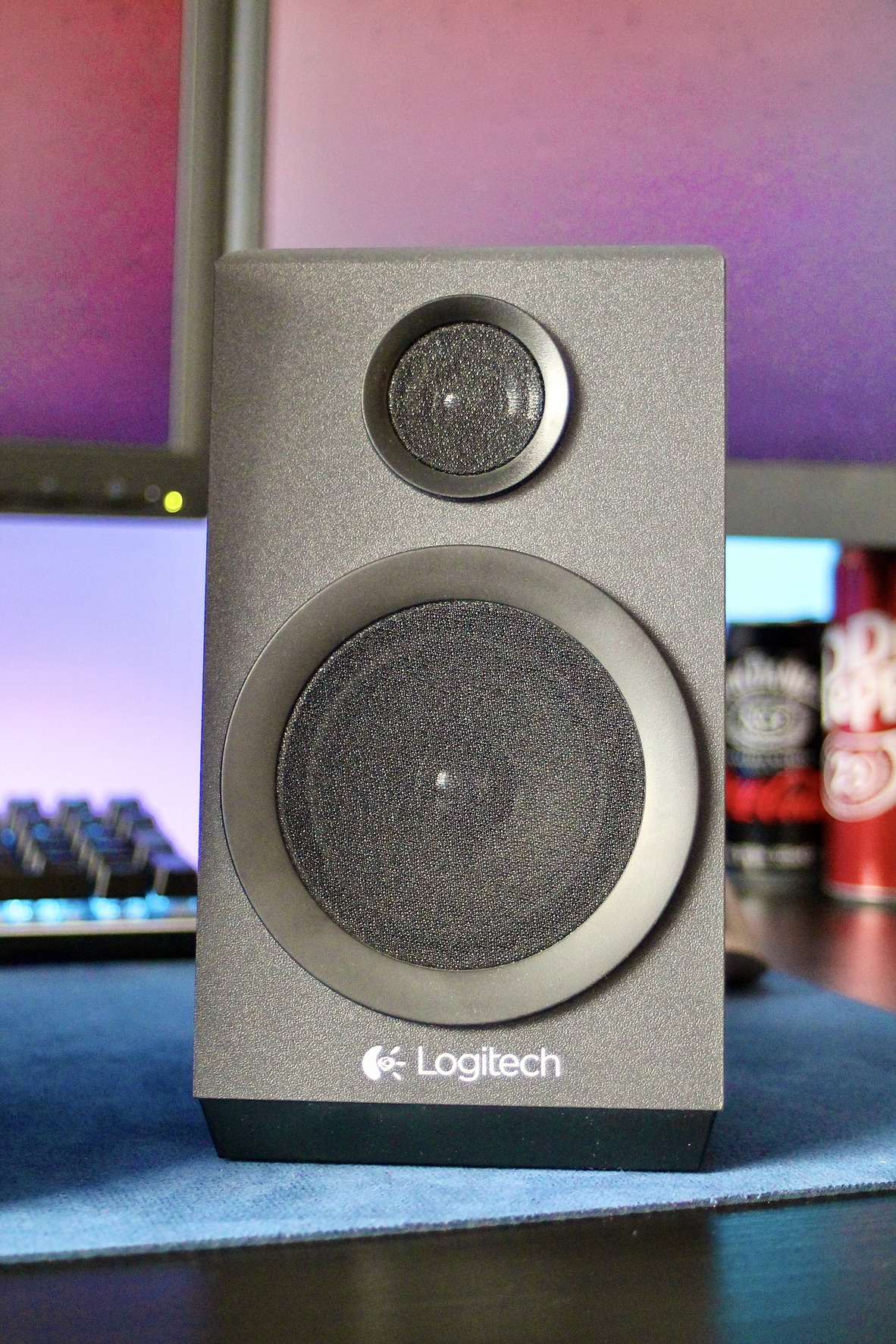 Logitech Z333 2.1 hangszóró szett - HardverApró