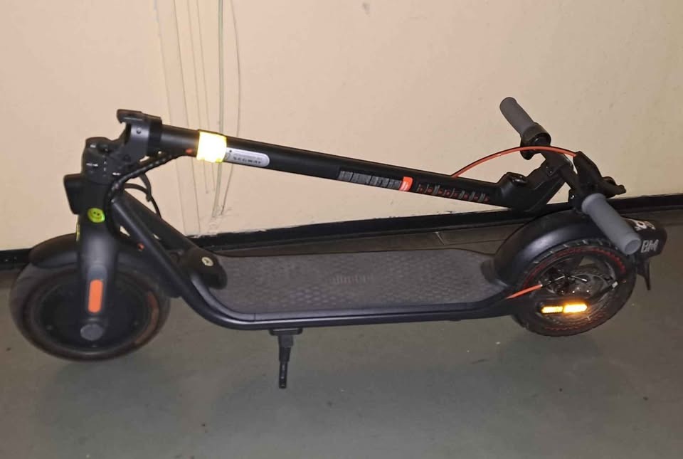 Segway Ninebot F30 E (2027 márciusig garanciális!) - HardverApró