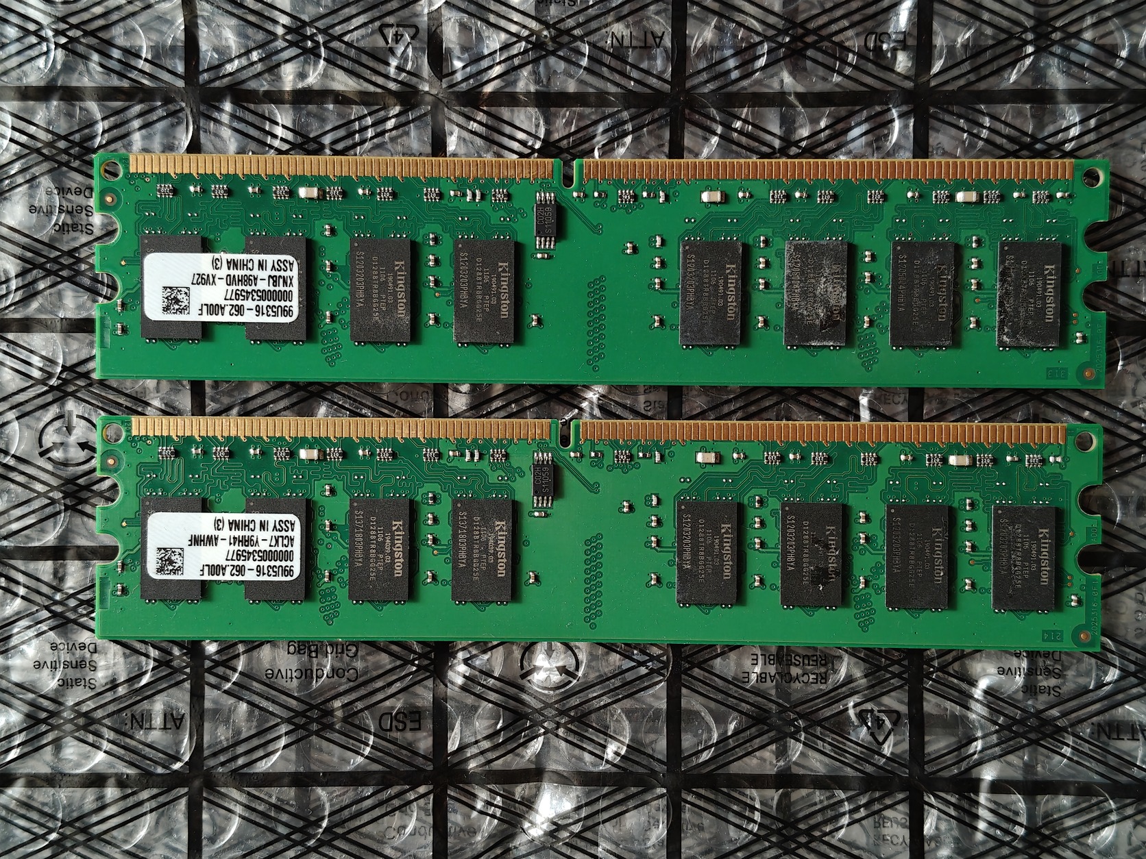Kingston 4GB Kit (2x2GB) DDR2 PC2-5300 DDR2 CL5 memória modul - HardverApró