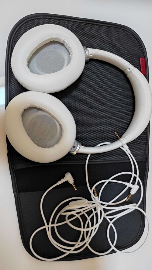 Sony MDR-10R Hi-Res Stereo Wired Headphones - White - HardverApró