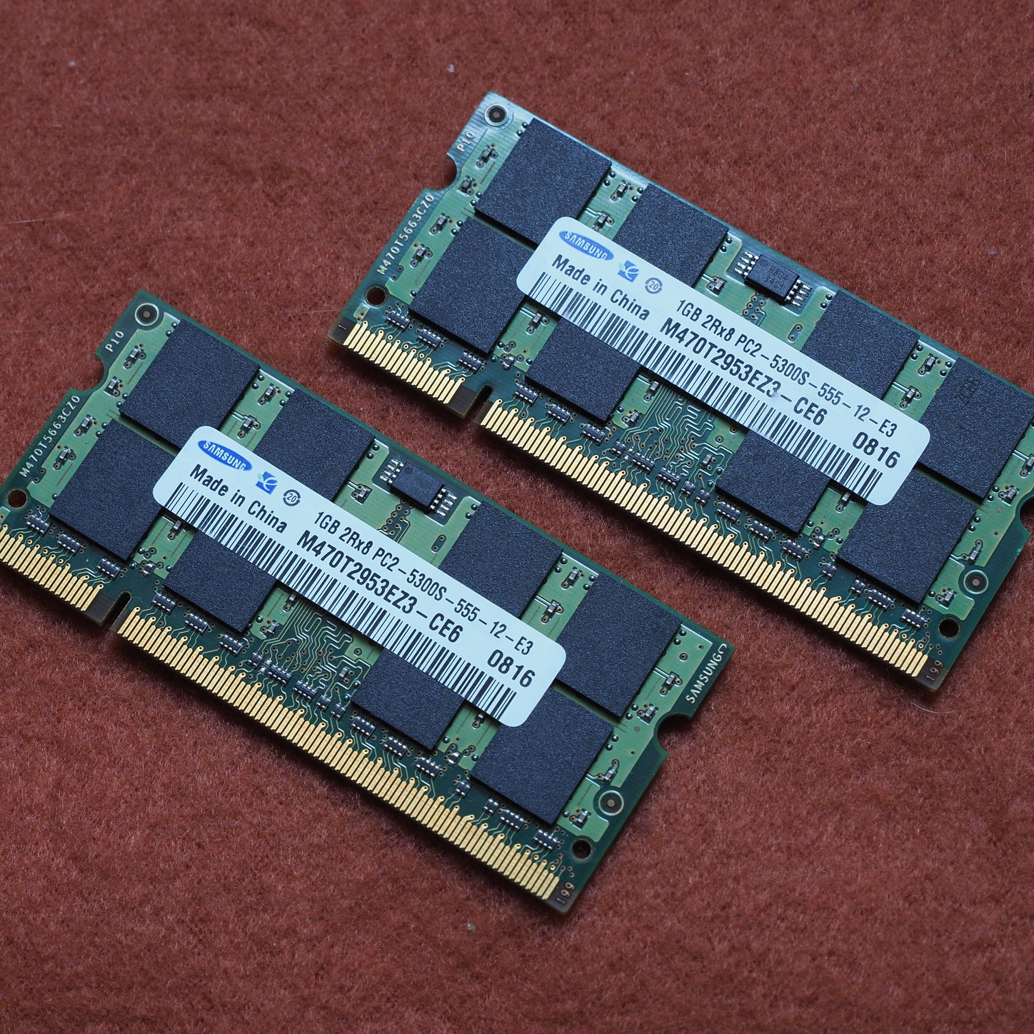 1GB DDR2 laptop RAM --- 500,-Ft/db - HardverApró