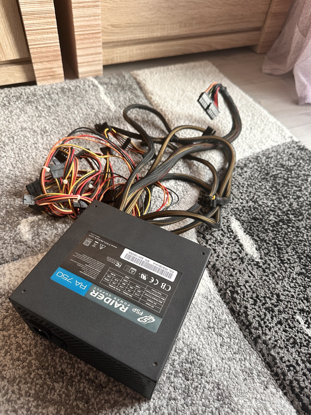 fsp raider ra750 tápegysé - HardverApró