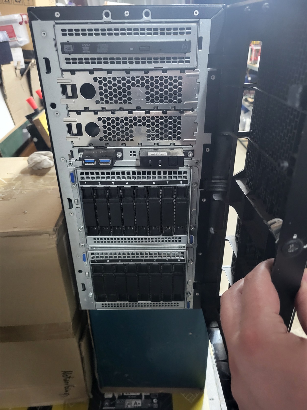 HPE ProLiant ML150 G9 - HardverApró