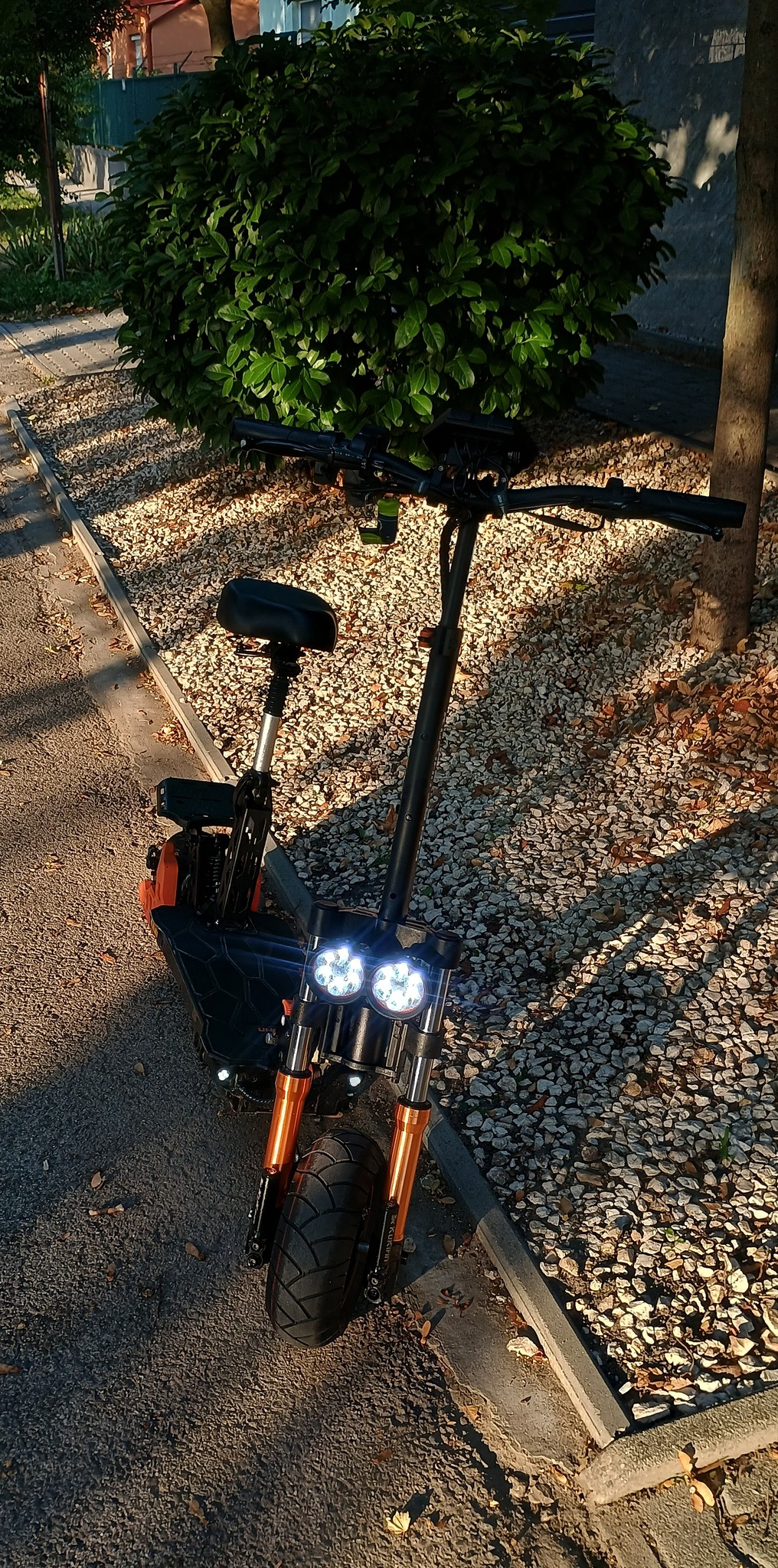 Kukirin M5 Pro E-roller - HardverApró