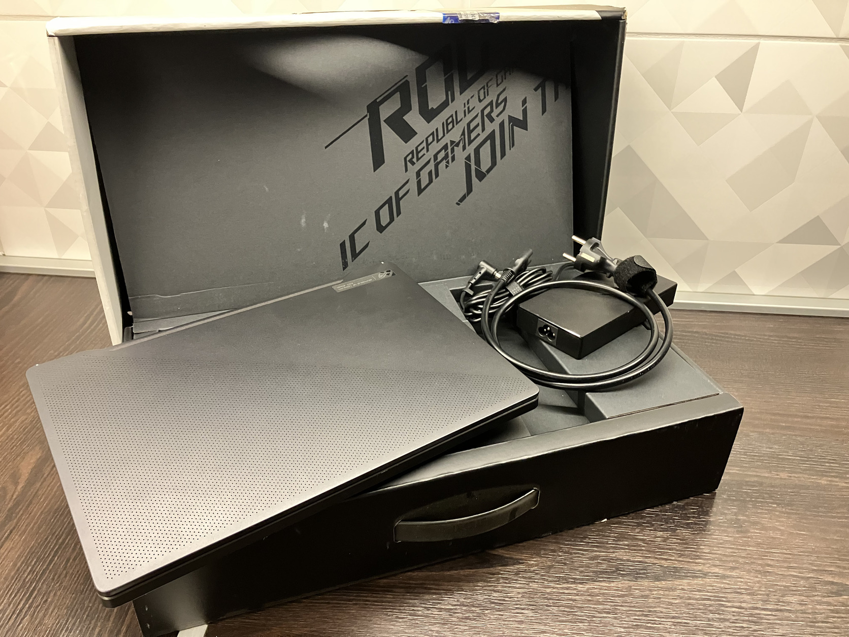 Asus ROG Zephyrus G14 Animátrix AMD Ryzen9 5900HS/RTX 3060/16GB RAM/1TB ...