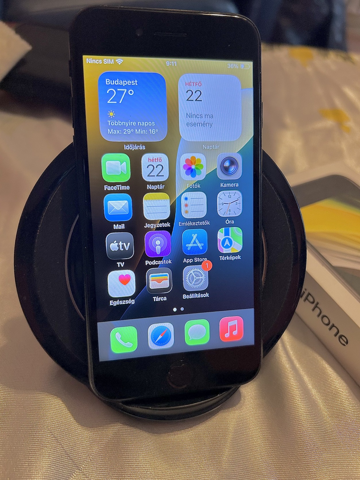 iPhone SE2 eladó - HardverApró