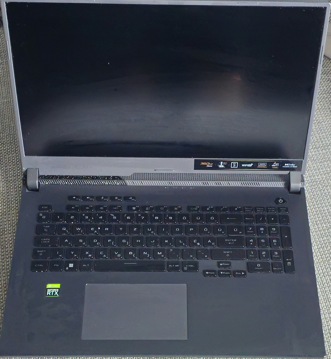 Rox Strix Scar G713-RM - HardverApró