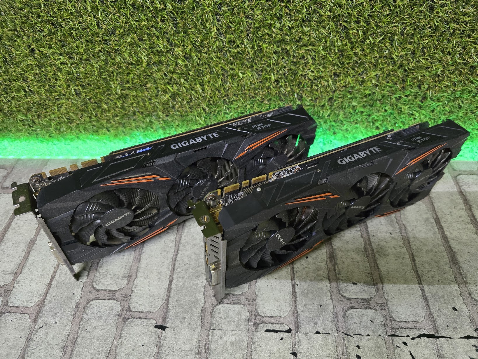 Gigabyte 1070 és 1070 Ti videokártyák - HardverApró