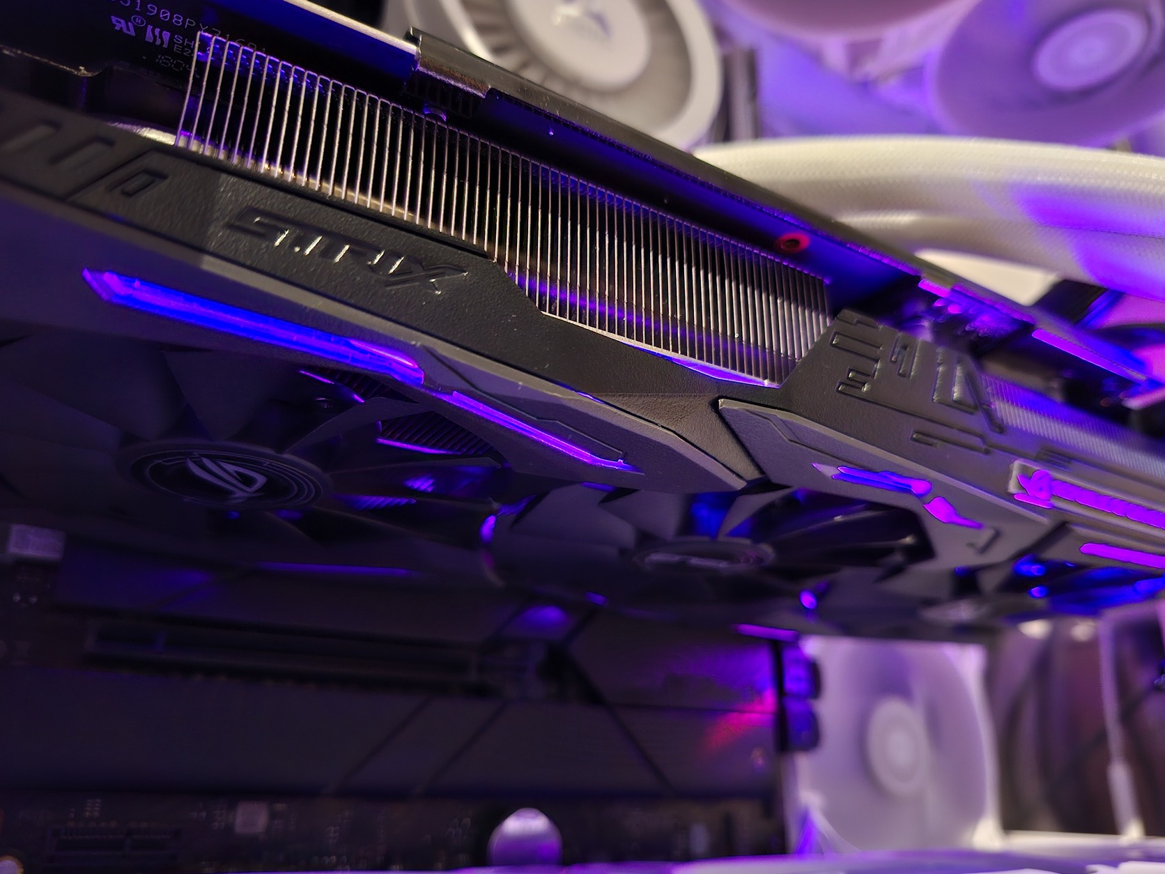 Asus rog strix rx 580 Oc gyönyörű állapotú - HardverApró