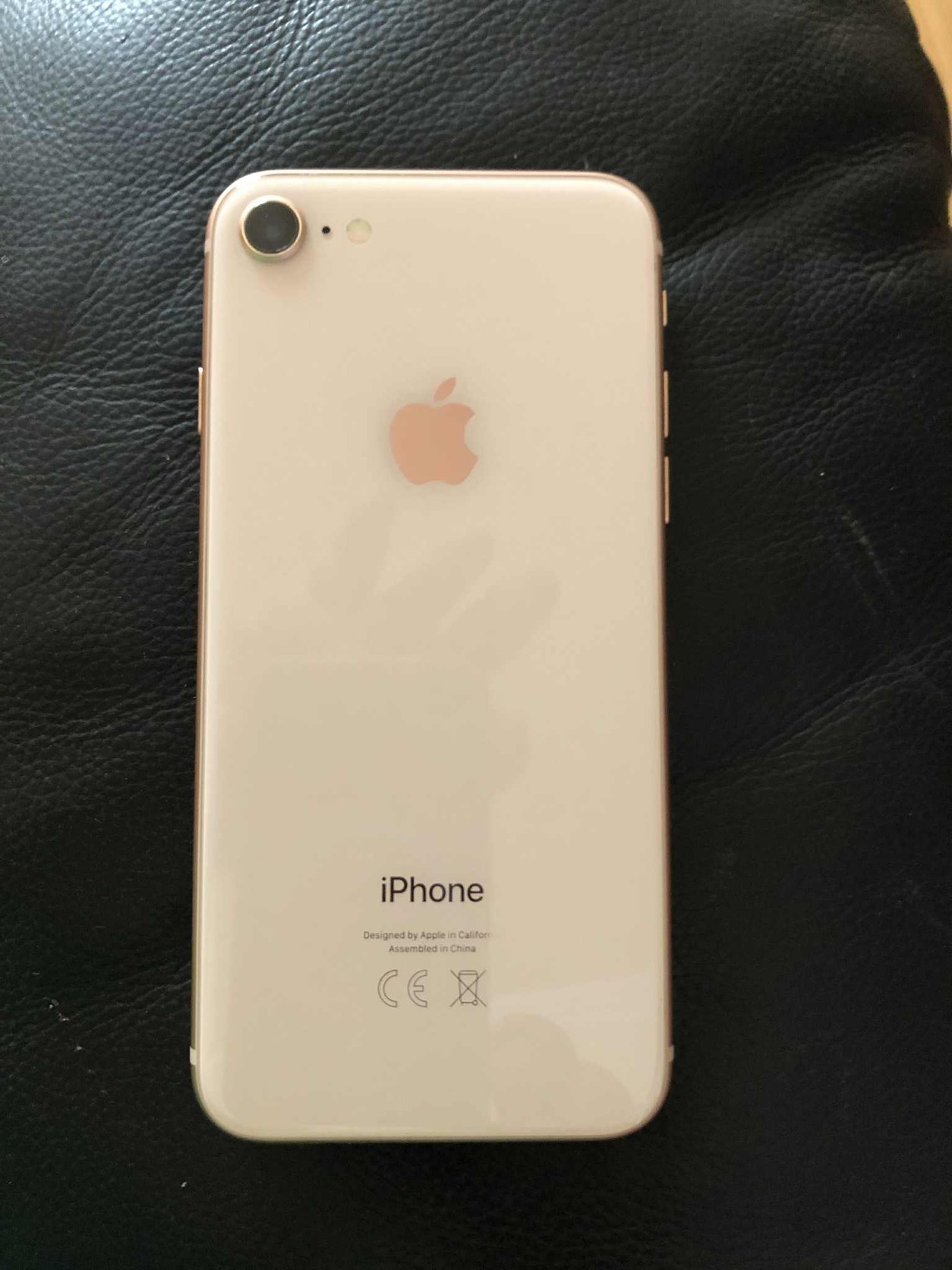 Iphone 8 Rose Gold 64gb ingyen foxpost - HardverApró