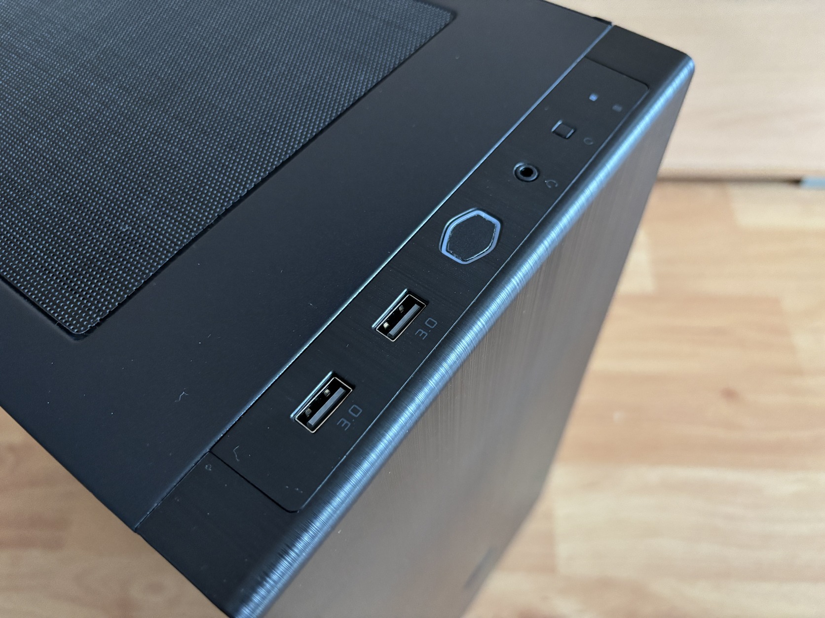 Komplett PC i7-9700 + 16GB RAM + GTX 1070 - HardverApró