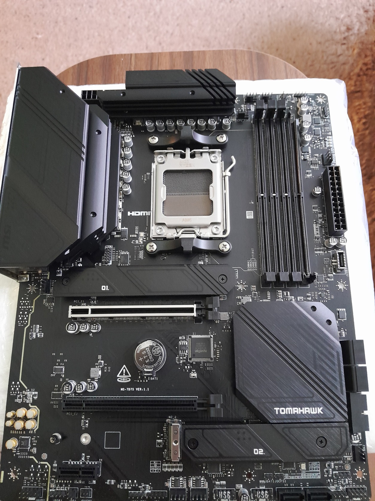 MSI MAG B650 Tomahawk Wifi - HardverApró