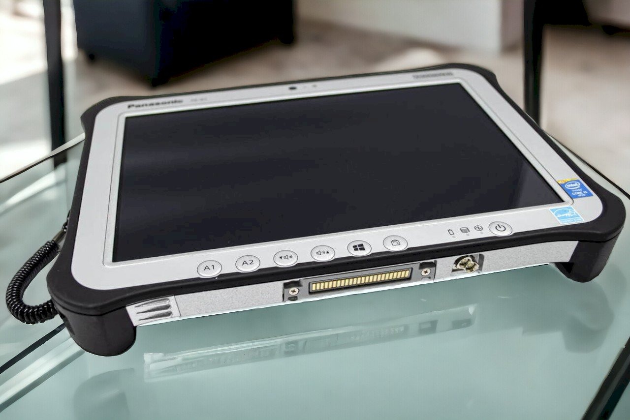Panasonic Toughpad FZ-G1 - i5 6300 -- Ütésálló tablet - 4Gb -128Gb ssd ...