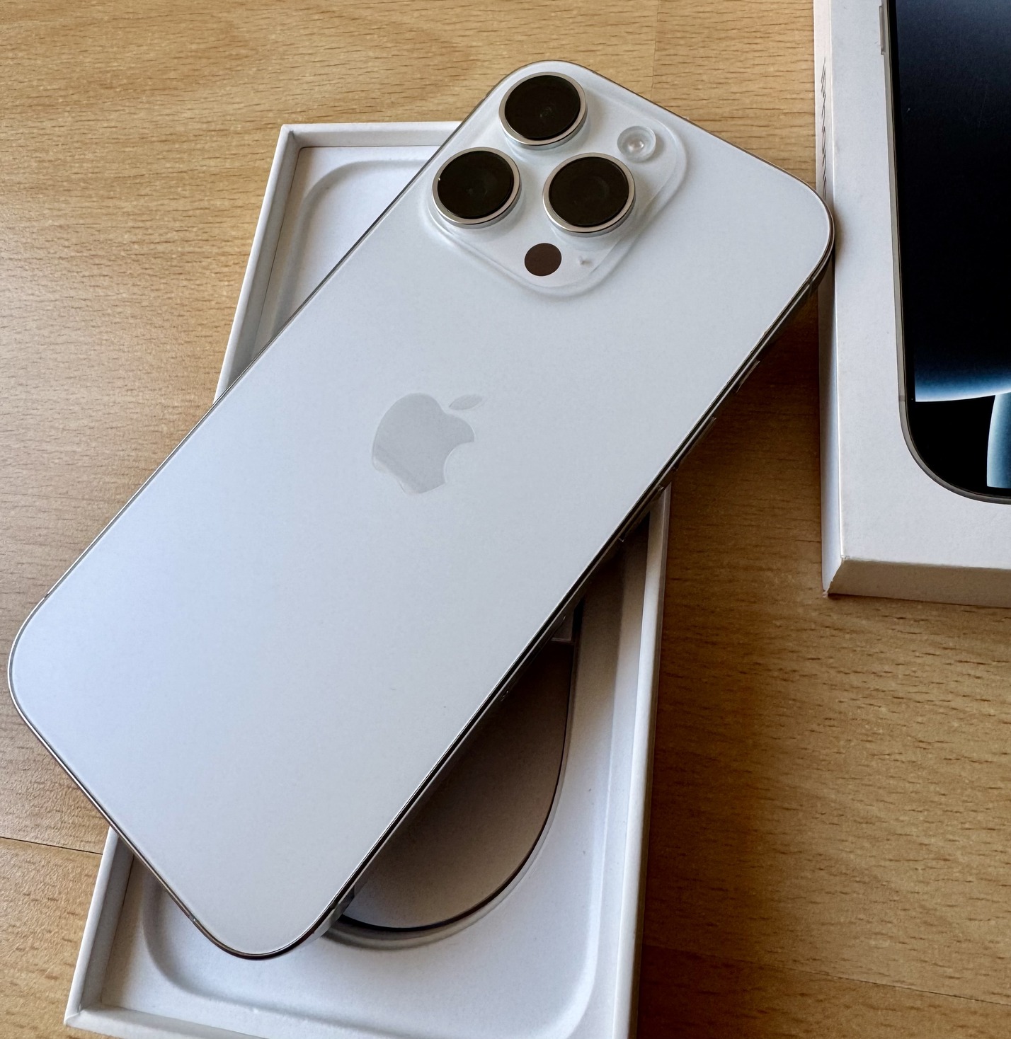 iPhone 16 Pro 128GB white titanium fehér titán független Apple 1 hét ...