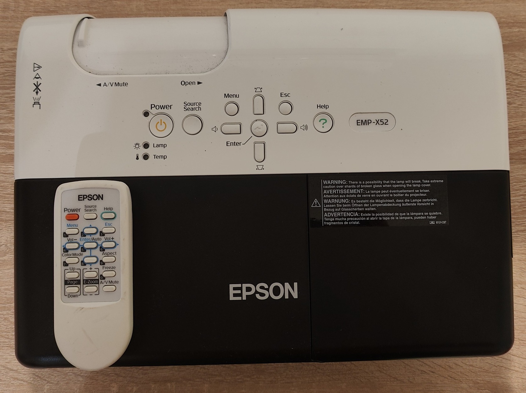 Epson EMP-X52 projektor - HardverApró