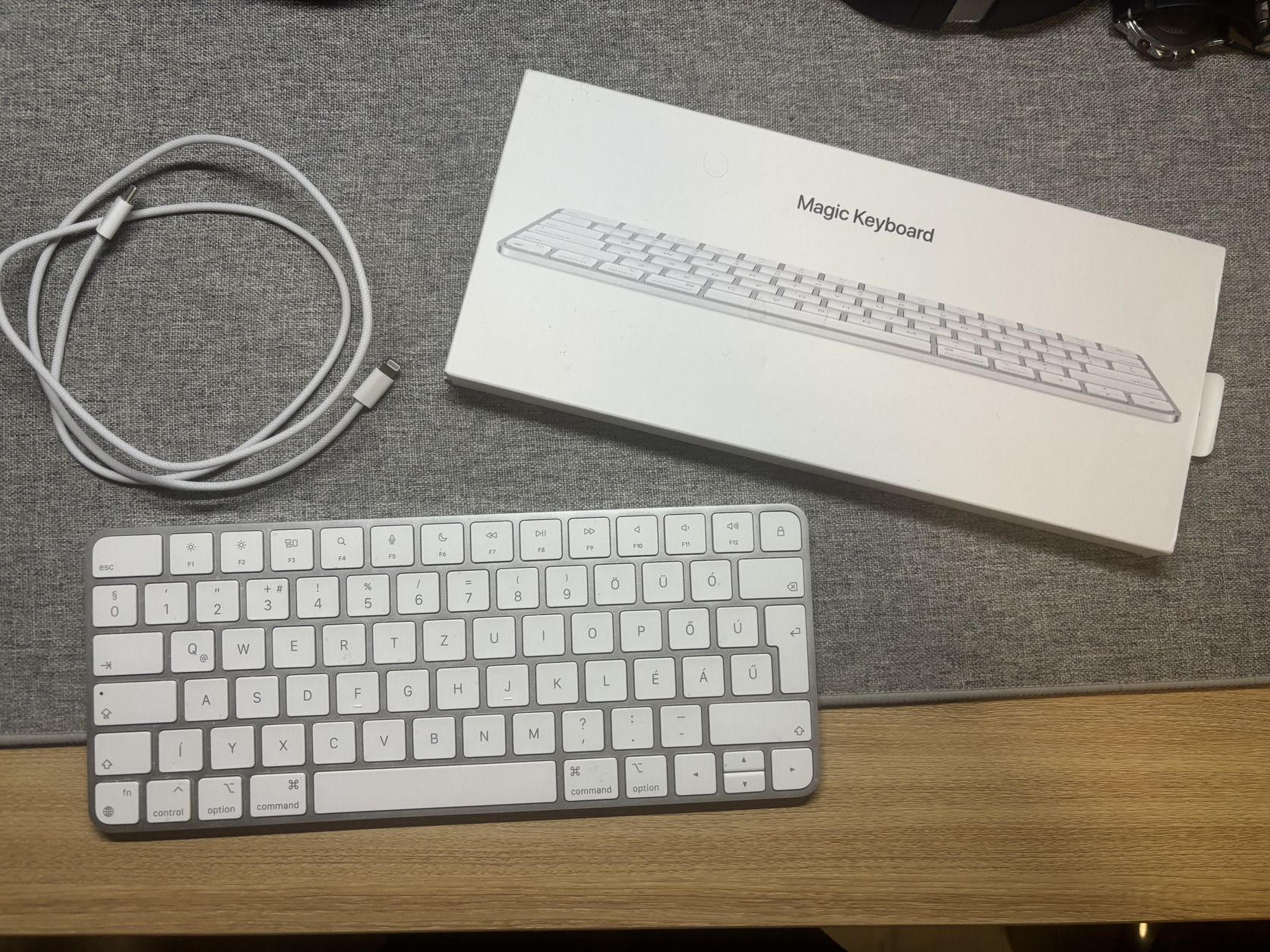 Apple Magic Keyboard (ISO-HUN) - Lighting/USB C - HardverApró