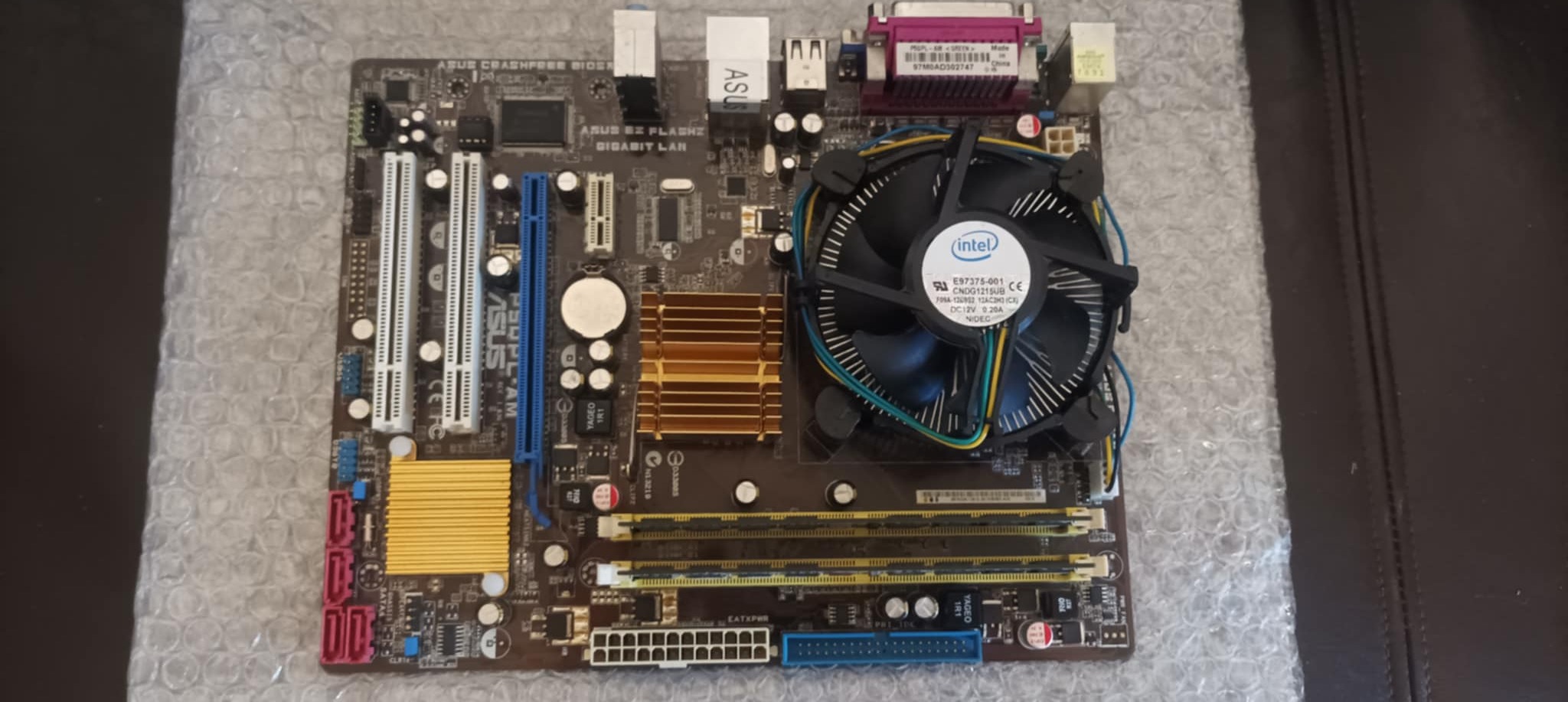 Asus P5QPL-AM LGA775 +Intel Core 2 Duo E7500+2x2GB DDR2 1066 Mhz-es ...