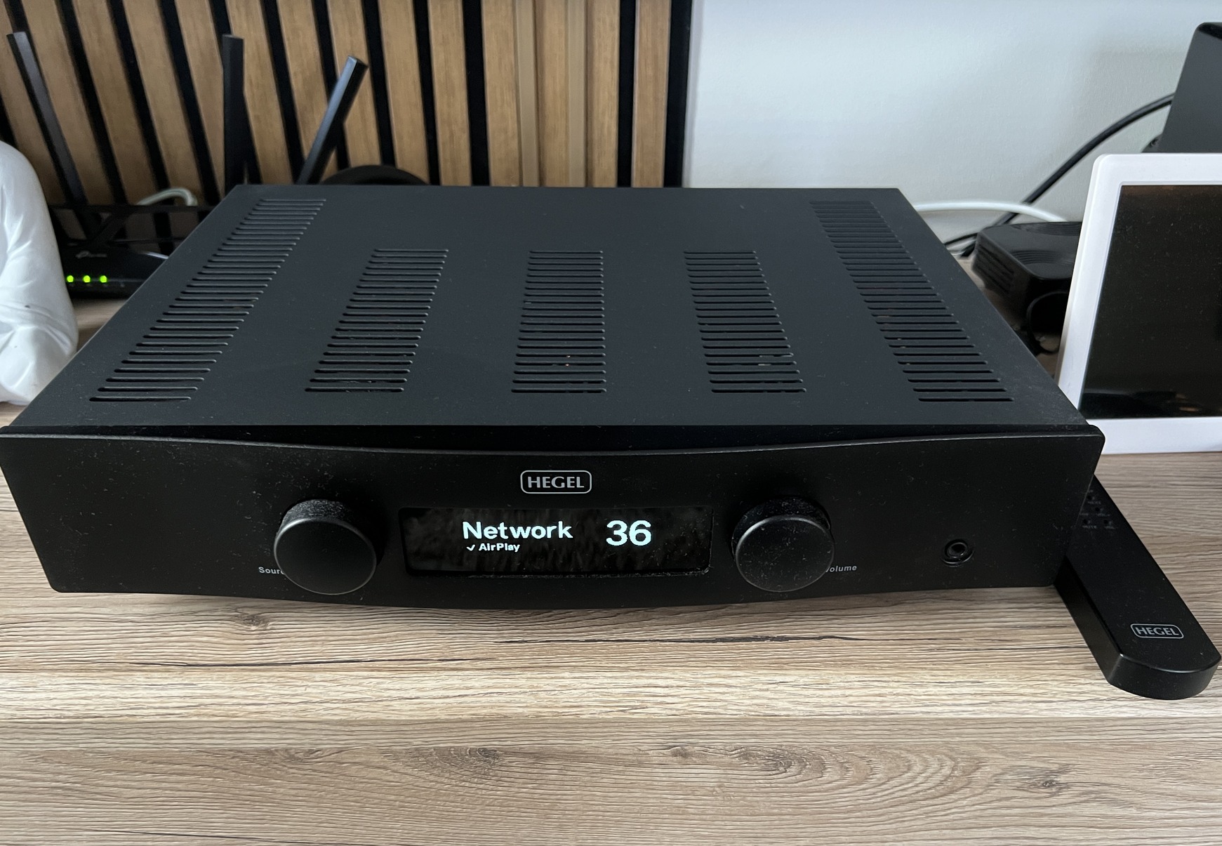 Hegel H120 garanciális - HardverApró