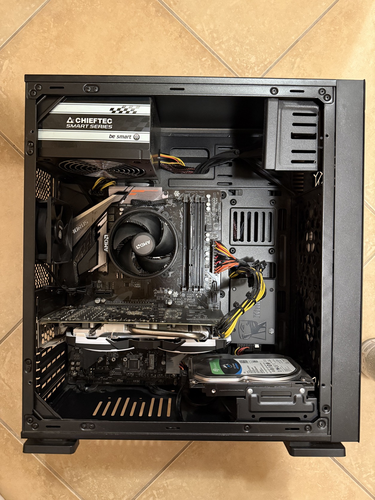 AMD RYZEN 5 3600/ MSI RX 570 középkategóriás számítógép eladó - HardverApró