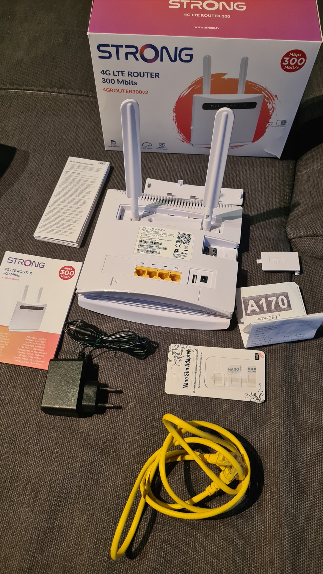 STRONG 4G LTE Router 300 V2 /DUPLA ANTENNÁS/ - DOBOZOS MINDEN TARTOZÉK ...