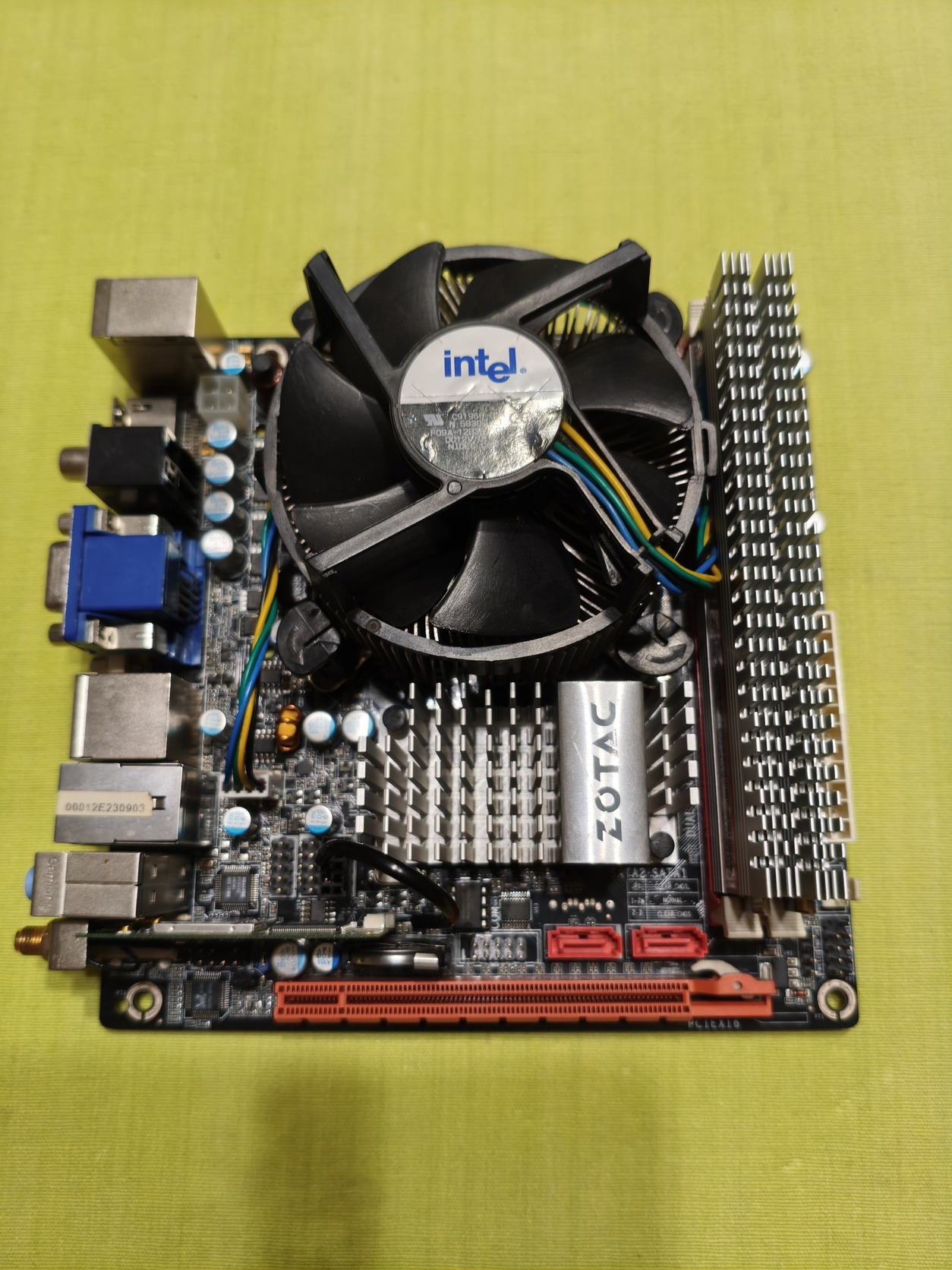 Retró 775 mini itx félkonfig - HardverApró