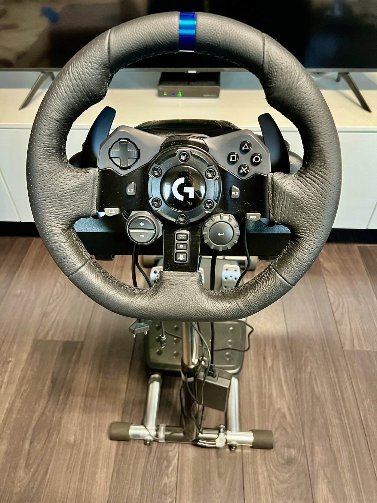 Garanciás Logitech G923 PS4/PS5/PC kormány + állvány - HardverApró