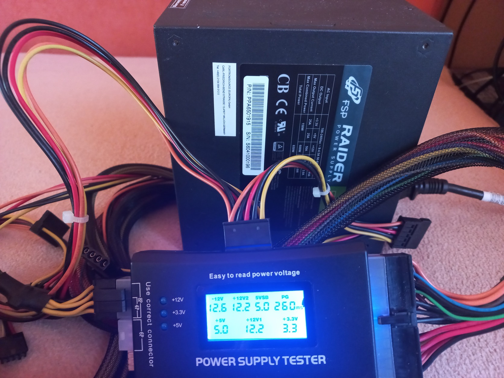 Eladó FSP Raider RA 650 (650W, 80+ Silver) tápegység - HardverApró