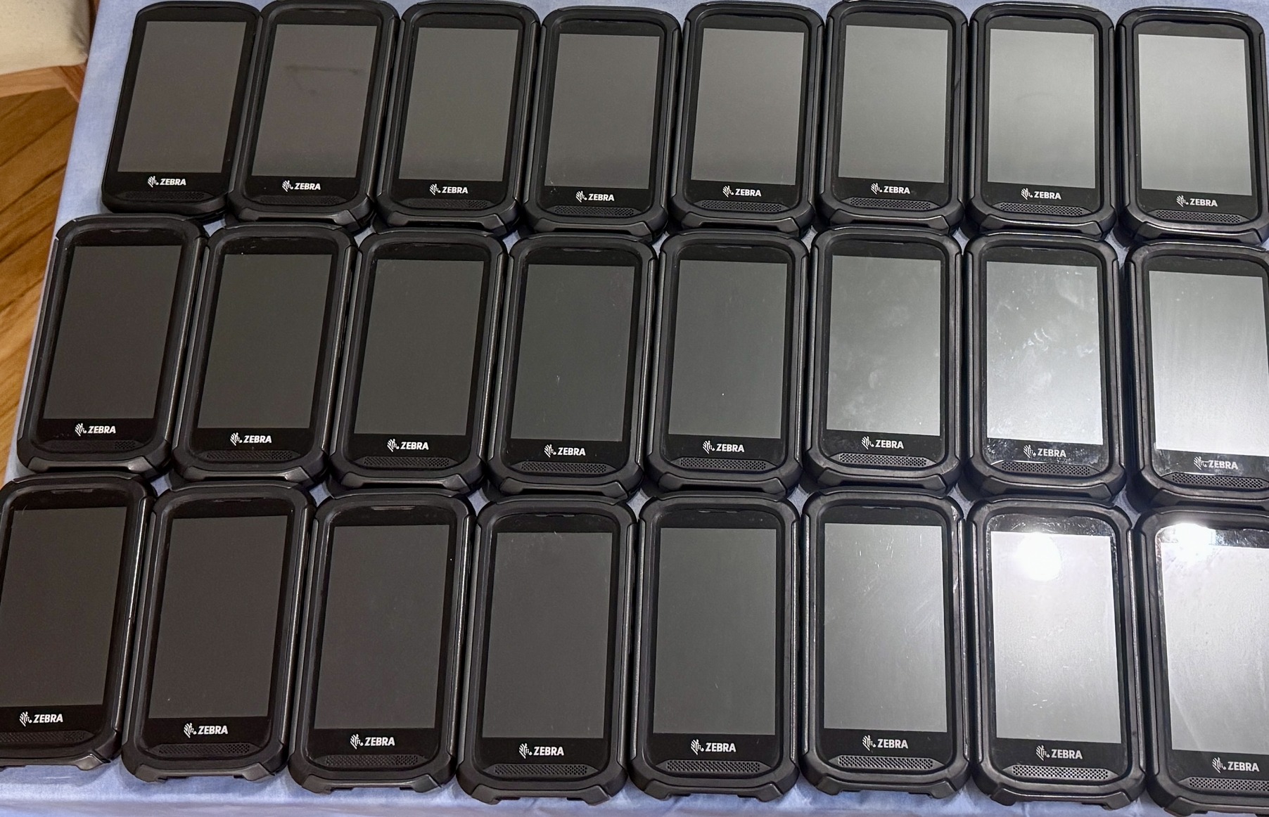 Zebra TC20 vonalkód leolvasó TC200J Android szkenner PDA - HardverApró