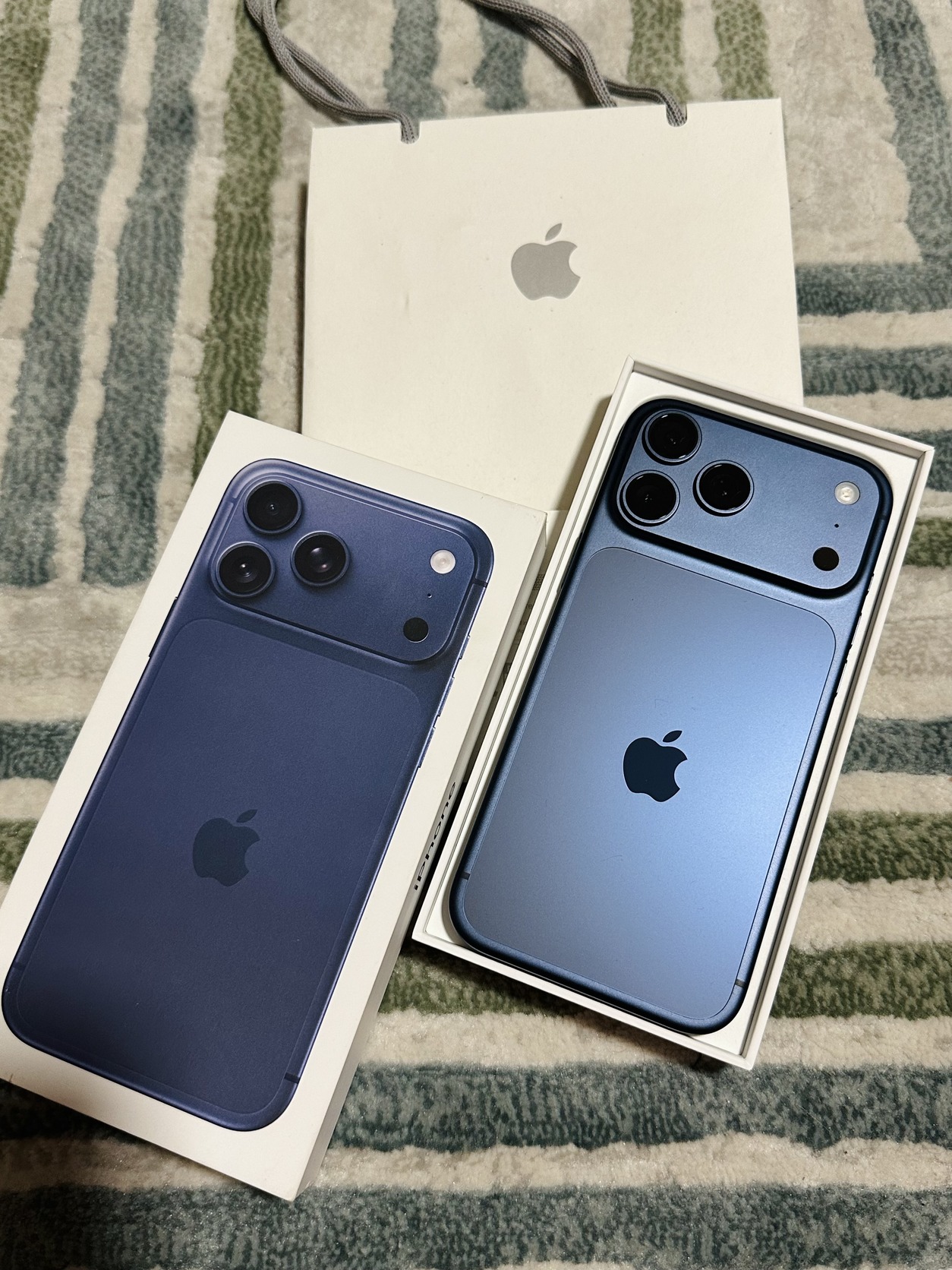 iPhone 17 PRO 256GB makulátlan 1 hónapos KÁRTYAFÜGGETLEN! 2026 ...