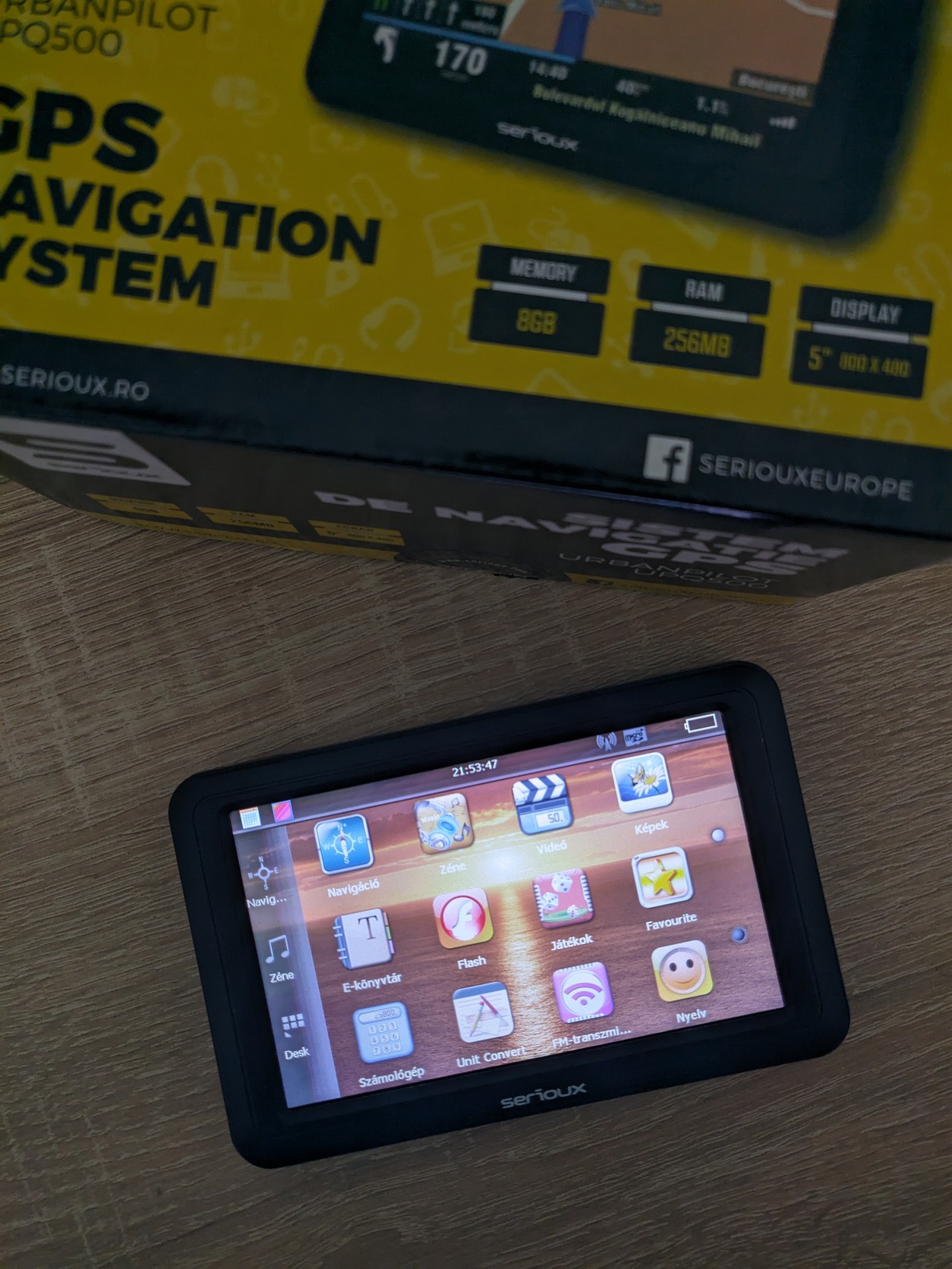 Serioux Urban Pilot UPQ500 GPS navigáció - HardverApró