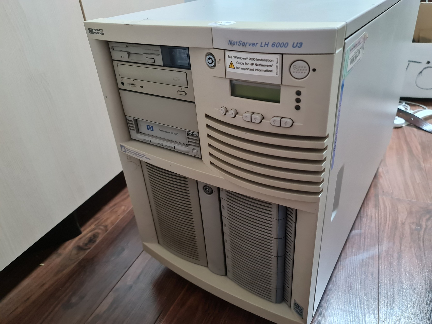 HP 6 processzoros Pentium3 SLOT2 Xeon gép - HardverApró