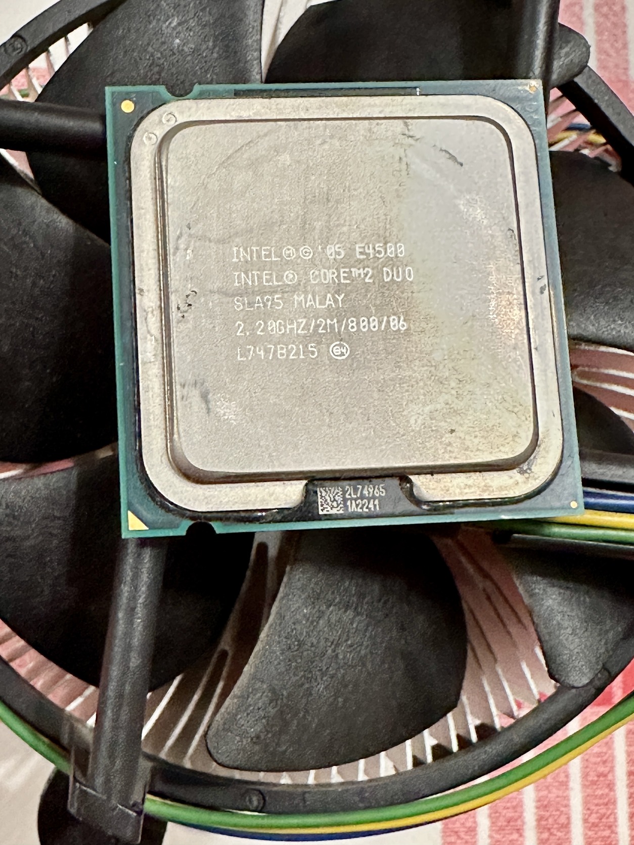 Intel Core 2 Duo E4500 2.2GHz LGA775 Processzor - HardverApró