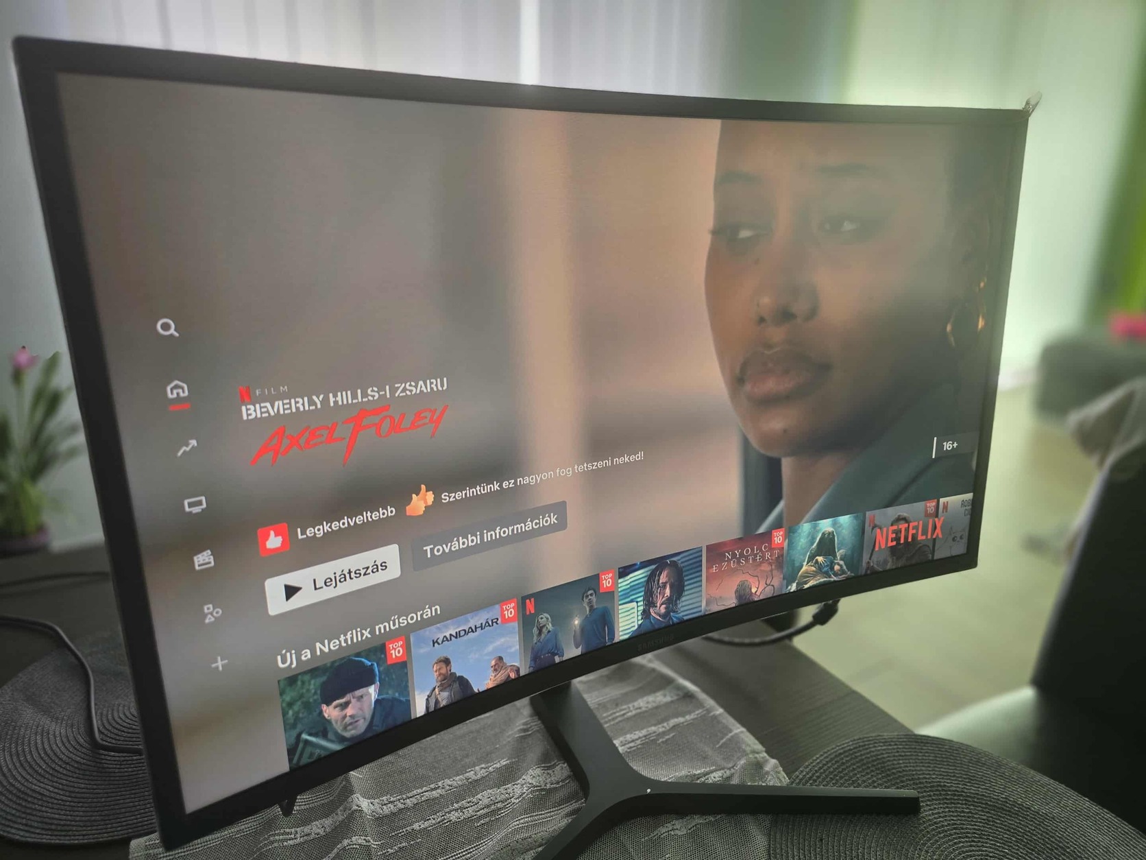 Samsung C32 HG70 - 1ms 144Hz 32" - HardverApró